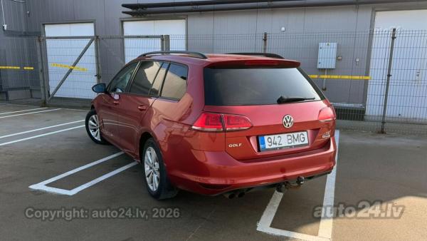 Red Volkswagen Golf 2014 in Tallinn, with an engine capacity of 1.40 L and mileage of 300 thousand km for 5300 €, photo 3 on AUTOMOTO.COM.LV