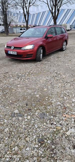 Red Volkswagen Golf 2014 in Riga, with an engine capacity of 1.60 L and mileage of 275 thousand km for 4400 €, photo  on AUTOMOTO.COM.LV