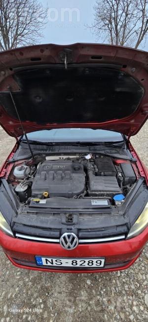 Sarkans Volkswagen Golf 2014 Rīga, ar dzinēja tilpumu 1.60 L un nobraukumu 275 tūkst. km par 4400 €, foto 4 vietnē AUTOMOTO.COM.LV