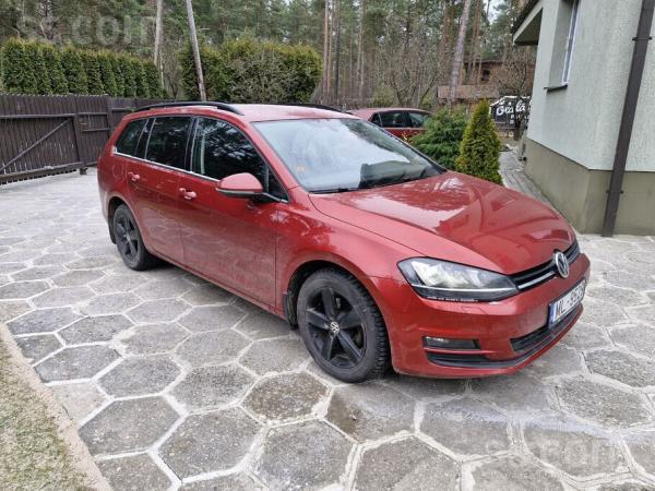 Red Volkswagen Golf 2015 in Riga, with an engine capacity of 2.00 L and mileage of 147 thousand km for 9900 €, photo 1 on AUTOMOTO.COM.LV