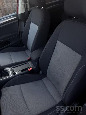 Sarkans Volkswagen Golf 2015 Rīga, ar dzinēja tilpumu 1.60 L un nobraukumu 186 tūkst. km par 6350 €, foto 8 vietnē AUTOMOTO.COM.LV