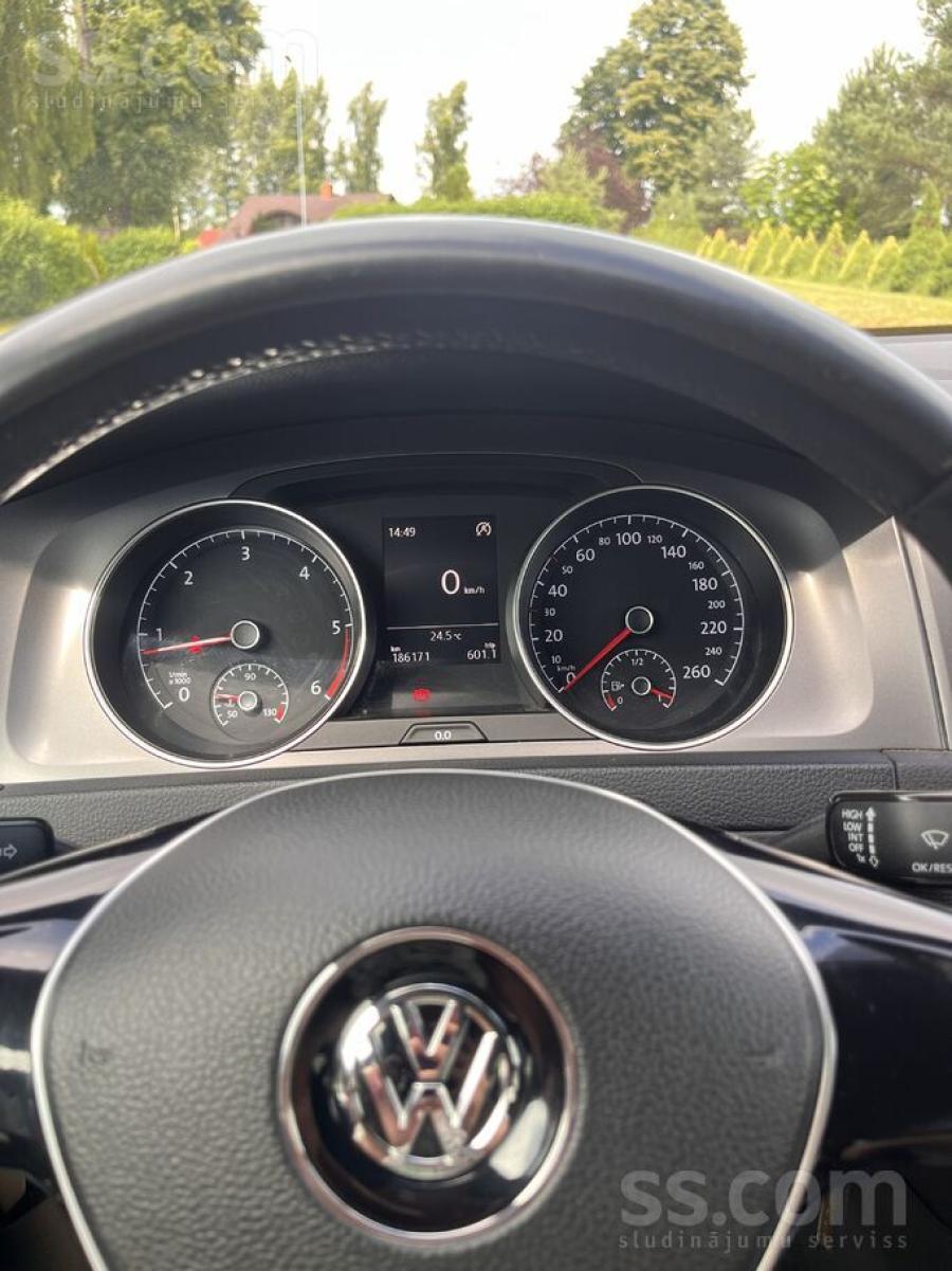 Sarkans Volkswagen Golf 2015 Rīga, ar dzinēja tilpumu 1.60 L un nobraukumu 186 tūkst. km par 6350 €, foto 10 vietnē AUTOMOTO.COM.LV