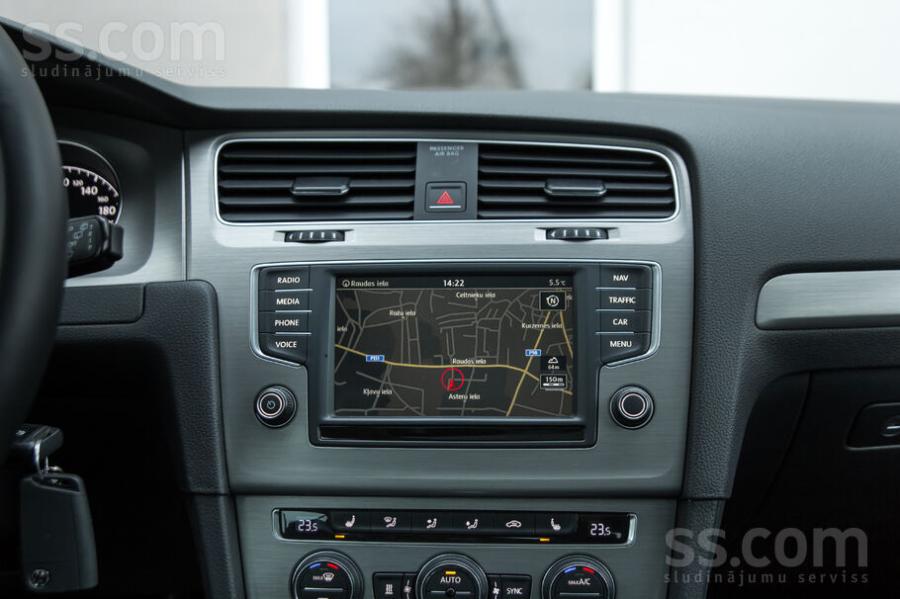 Sarkans Volkswagen Golf 2015 Rīga, ar dzinēja tilpumu 2.00 L un nobraukumu 260 tūkst. km par 8700 €, foto 16 vietnē AUTOMOTO.COM.LV