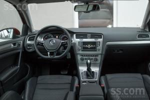 Sarkans Volkswagen Golf 2015 Rīga, ar dzinēja tilpumu 2.00 L un nobraukumu 260 tūkst. km par 8700 €, foto 24 vietnē AUTOMOTO.COM.LV