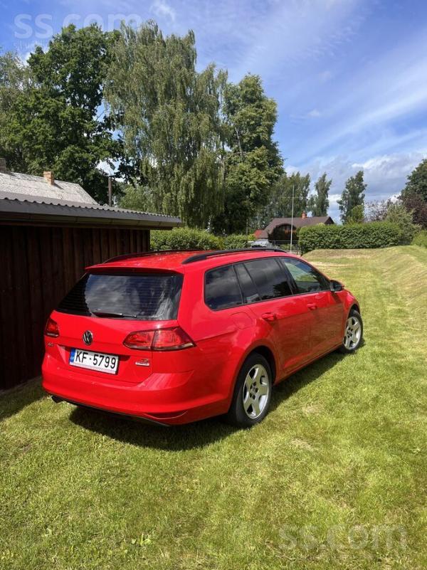 Red Volkswagen Golf 2015 in Riga, with an engine capacity of 1.60 L and mileage of 187 thousand km for 6100 €, photo 3 on AUTOMOTO.COM.LV