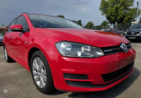 Sarkans Volkswagen Golf 2016 Marijampole, ar dzinēja tilpumu 1.40 L un nobraukumu 139 tūkst. km par 6150 €, foto 1 vietnē AUTOMOTO.COM.LV