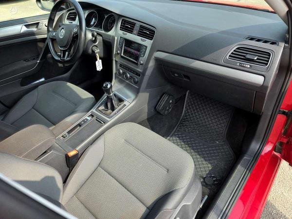 Sarkans Volkswagen Golf 2016 Marijampole, ar dzinēja tilpumu 1.40 L un nobraukumu 139 tūkst. km par 6150 €, foto 9 vietnē AUTOMOTO.COM.LV