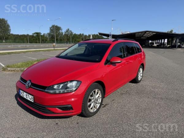 Red Volkswagen Golf 2017 in Riga, with an engine capacity of 1.60 L and mileage of 237 thousand km for 8700 €, photo 1 on AUTOMOTO.COM.LV