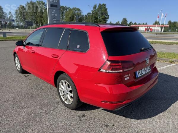Red Volkswagen Golf 2017 in Riga, with an engine capacity of 1.60 L and mileage of 237 thousand km for 8700 €, photo 4 on AUTOMOTO.COM.LV