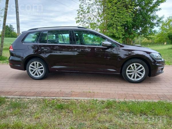 Sarkans Volkswagen Golf 2017 Saldus, ar dzinēja tilpumu 2.00 L un nobraukumu 240 tūkst. km par 10200 €, foto 4 vietnē AUTOMOTO.COM.LV