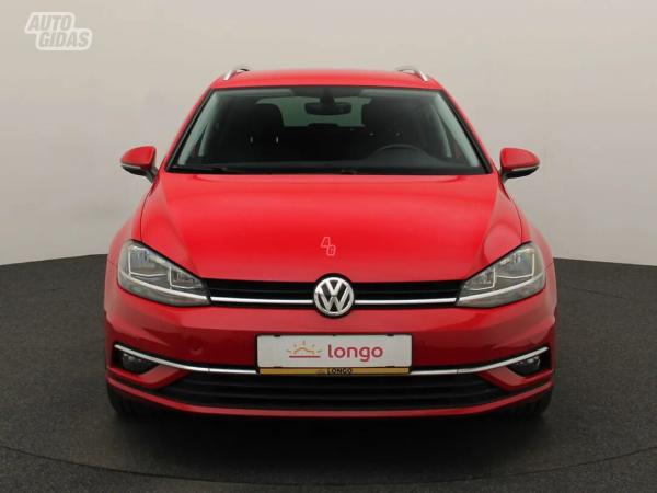 Red Volkswagen Golf 2017 in Vilnius, with an engine capacity of 1.50 L and mileage of 156 thousand km for 9299 €, photo 3 on AUTOMOTO.COM.LV