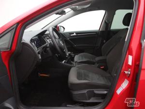 Sarkans Volkswagen Golf 2017 Viļņa, ar dzinēja tilpumu 1.50 L un nobraukumu 156 tūkst. km par 9299 €, foto 5 vietnē AUTOMOTO.COM.LV