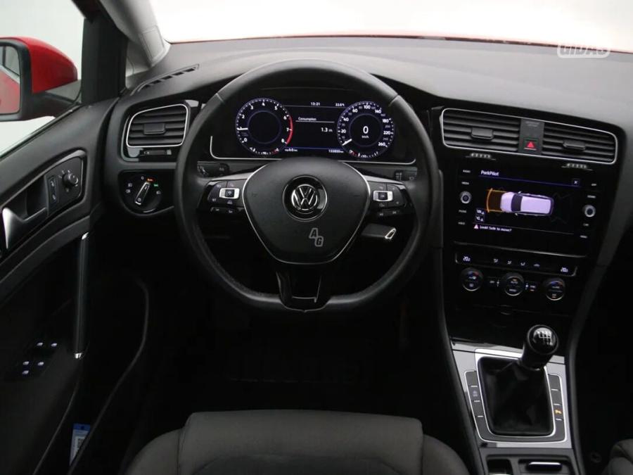 Sarkans Volkswagen Golf 2017 Viļņa, ar dzinēja tilpumu 1.50 L un nobraukumu 156 tūkst. km par 9299 €, foto 18 vietnē AUTOMOTO.COM.LV