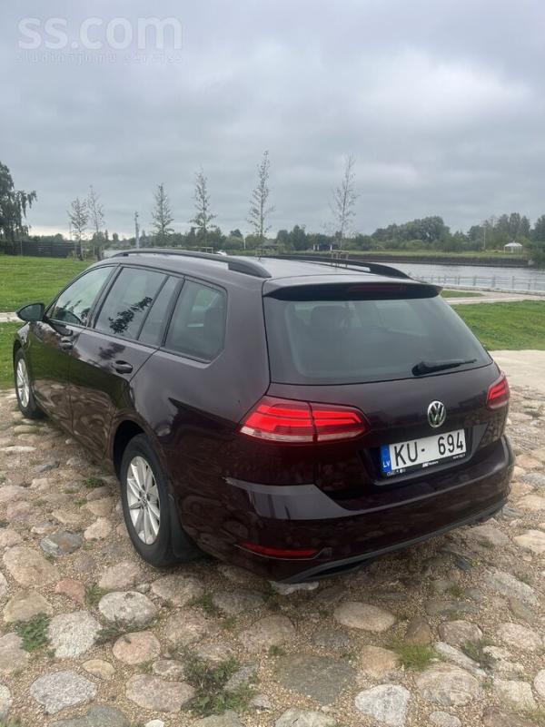 Sarkans Volkswagen Golf 2017 Jelgava, ar dzinēja tilpumu 1.60 L un nobraukumu 201 tūkst. km par 7250 €, foto 4 vietnē AUTOMOTO.COM.LV