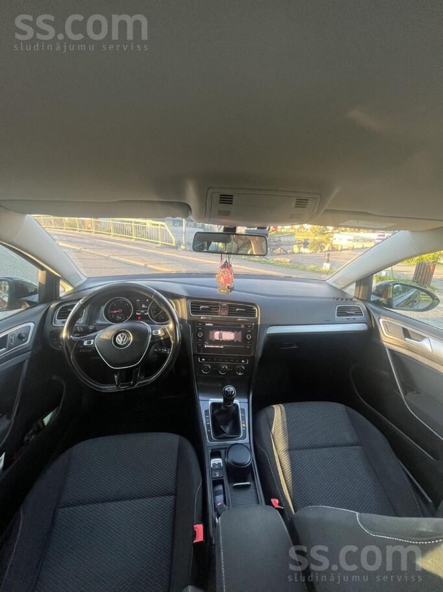 Sarkans Volkswagen Golf 2017 Jelgava, ar dzinēja tilpumu 1.60 L un nobraukumu 205 tūkst. km par 5900 €, foto 9 vietnē AUTOMOTO.COM.LV