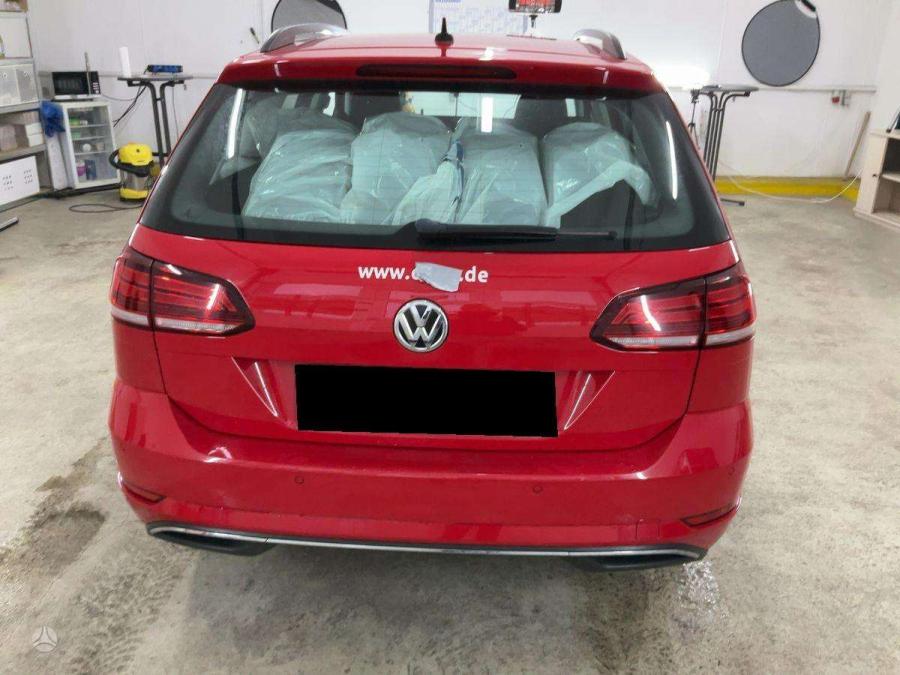 Sarkans Volkswagen Golf 2018 Viļņa, ar dzinēja tilpumu 1.60 L un nobraukumu 163 tūkst. km par 11979 €, foto 8 vietnē AUTOMOTO.COM.LV