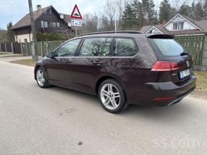 Sarkans Volkswagen Golf 2018 Rīga, ar dzinēja tilpumu 1.60 L un nobraukumu 267 tūkst. km par 6800 €, foto 3 vietnē AUTOMOTO.COM.LV