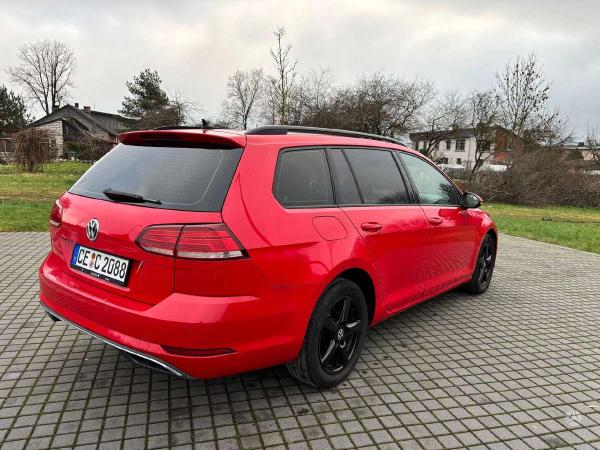 Red Volkswagen Golf 2019 in Panevezys, with an engine capacity of 1.60 L and mileage of 220 thousand km for 7500 €, photo 7 on AUTOMOTO.COM.LV