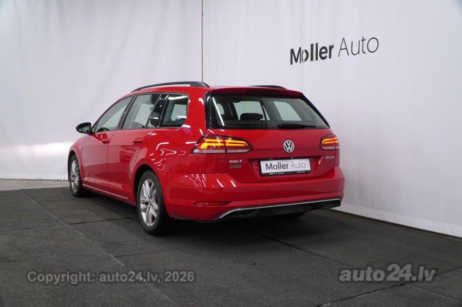 Red Volkswagen Golf 2019 in Tallinn, with an engine capacity of 1.50 L and mileage of 165 thousand km for 11500 €, photo 3 on AUTOMOTO.COM.LV
