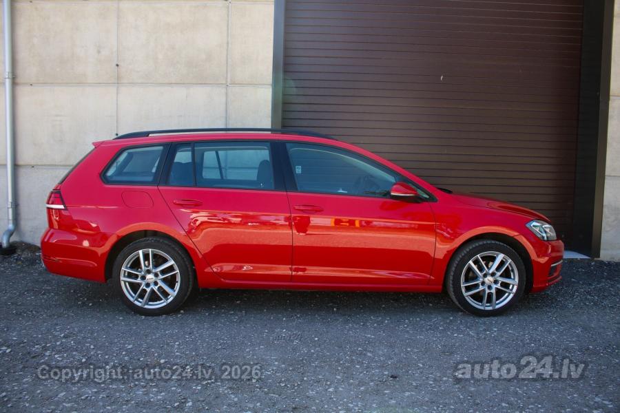 Red Volkswagen Golf 2019 in Tallinn, with an engine capacity of 1.00 L and mileage of 108 thousand km for 12499 €, photo 6 on AUTOMOTO.COM.LV