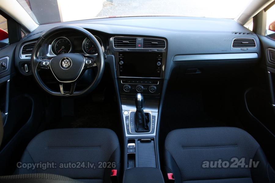 Red Volkswagen Golf 2019 in Tallinn, with an engine capacity of 1.00 L and mileage of 108 thousand km for 12499 €, photo 10 on AUTOMOTO.COM.LV