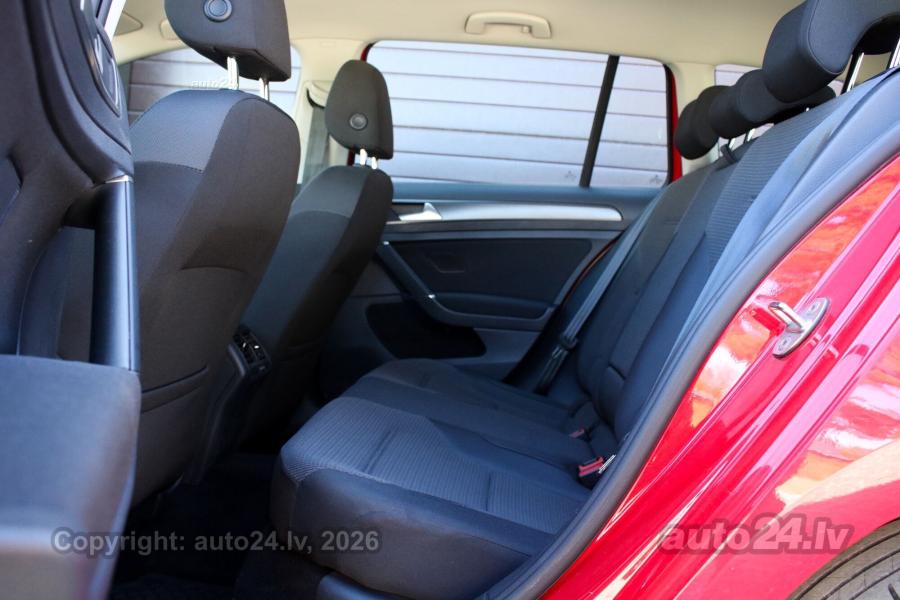 Red Volkswagen Golf 2019 in Tallinn, with an engine capacity of 1.00 L and mileage of 108 thousand km for 12499 €, photo 16 on AUTOMOTO.COM.LV