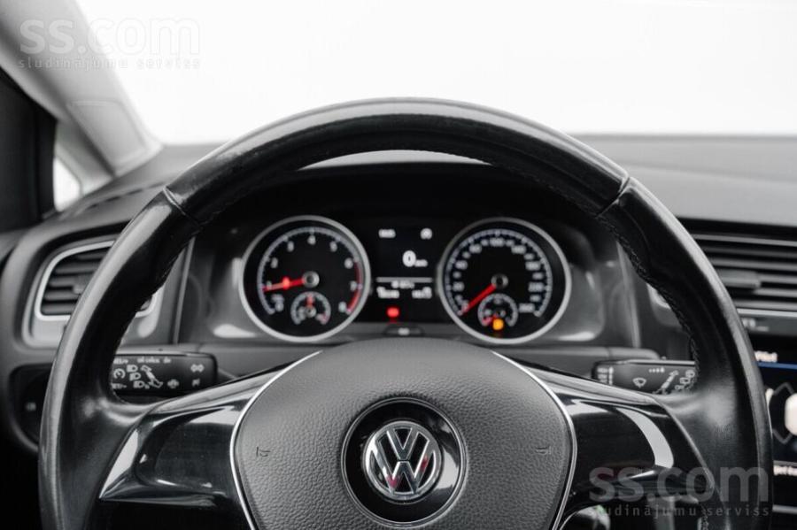 Sarkans Volkswagen Golf 2019 Rīga, ar dzinēja tilpumu 1.50 L un nobraukumu 180 tūkst. km par 8800 €, foto 10 vietnē AUTOMOTO.COM.LV