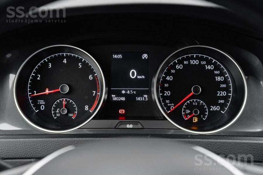 Sarkans Volkswagen Golf 2019 Rīga, ar dzinēja tilpumu 1.50 L un nobraukumu 180 tūkst. km par 8800 €, foto 14 vietnē AUTOMOTO.COM.LV