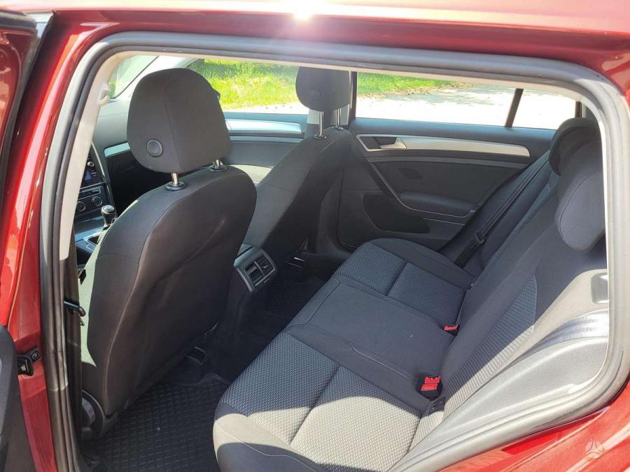 Sarkans Volkswagen Golf 2019 Utena, ar dzinēja tilpumu 1.50 L un nobraukumu 230 tūkst. km par 8800 €, foto 7 vietnē AUTOMOTO.COM.LV