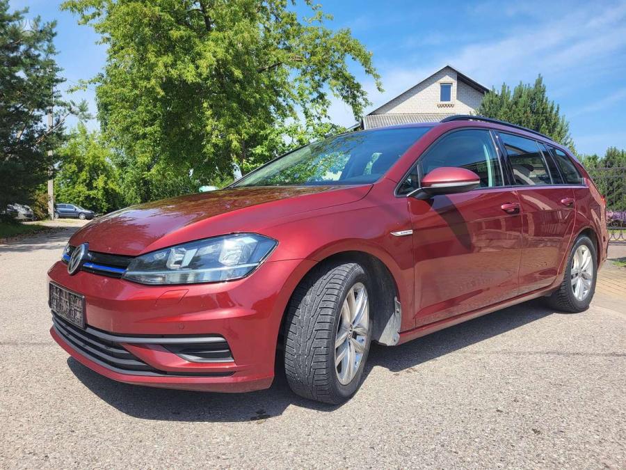 Sarkans Volkswagen Golf 2019 Utena, ar dzinēja tilpumu 1.50 L un nobraukumu 230 tūkst. km par 8800 €, foto 10 vietnē AUTOMOTO.COM.LV