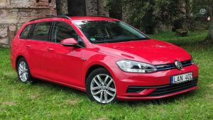 Sarkans Volkswagen Golf 2019 Viļņa, ar dzinēja tilpumu 1.50 L un nobraukumu 139 tūkst. km par 9350 €, foto 3 vietnē AUTOMOTO.COM.LV
