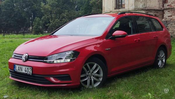 Sarkans Volkswagen Golf 2019 Viļņa, ar dzinēja tilpumu 1.50 L un nobraukumu 139 tūkst. km par 9350 €, foto 4 vietnē AUTOMOTO.COM.LV