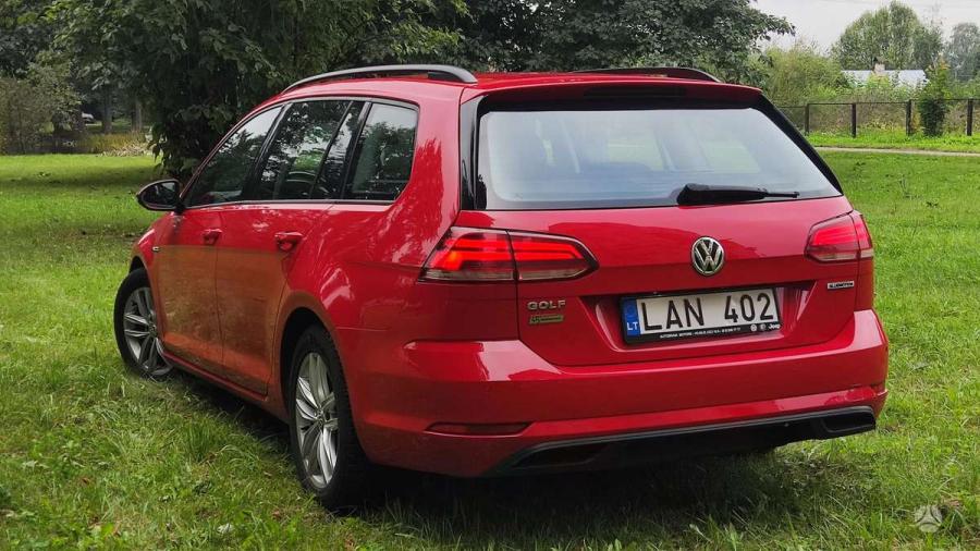 Sarkans Volkswagen Golf 2019 Viļņa, ar dzinēja tilpumu 1.50 L un nobraukumu 139 tūkst. km par 9350 €, foto 9 vietnē AUTOMOTO.COM.LV
