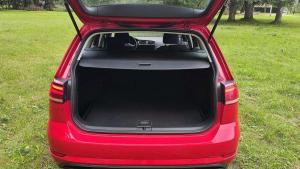 Sarkans Volkswagen Golf 2019 Viļņa, ar dzinēja tilpumu 1.50 L un nobraukumu 139 tūkst. km par 9350 €, foto 11 vietnē AUTOMOTO.COM.LV