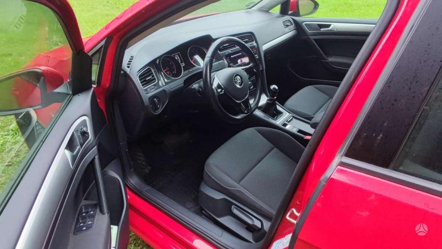 Sarkans Volkswagen Golf 2019 Viļņa, ar dzinēja tilpumu 1.50 L un nobraukumu 139 tūkst. km par 9350 €, foto 12 vietnē AUTOMOTO.COM.LV