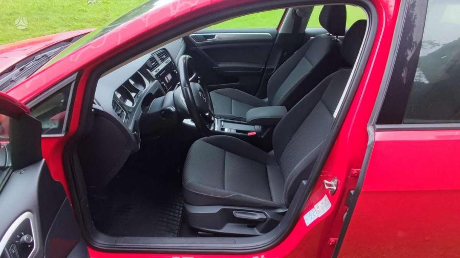 Sarkans Volkswagen Golf 2019 Viļņa, ar dzinēja tilpumu 1.50 L un nobraukumu 139 tūkst. km par 9350 €, foto 13 vietnē AUTOMOTO.COM.LV