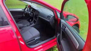 Sarkans Volkswagen Golf 2019 Viļņa, ar dzinēja tilpumu 1.50 L un nobraukumu 139 tūkst. km par 9350 €, foto 14 vietnē AUTOMOTO.COM.LV