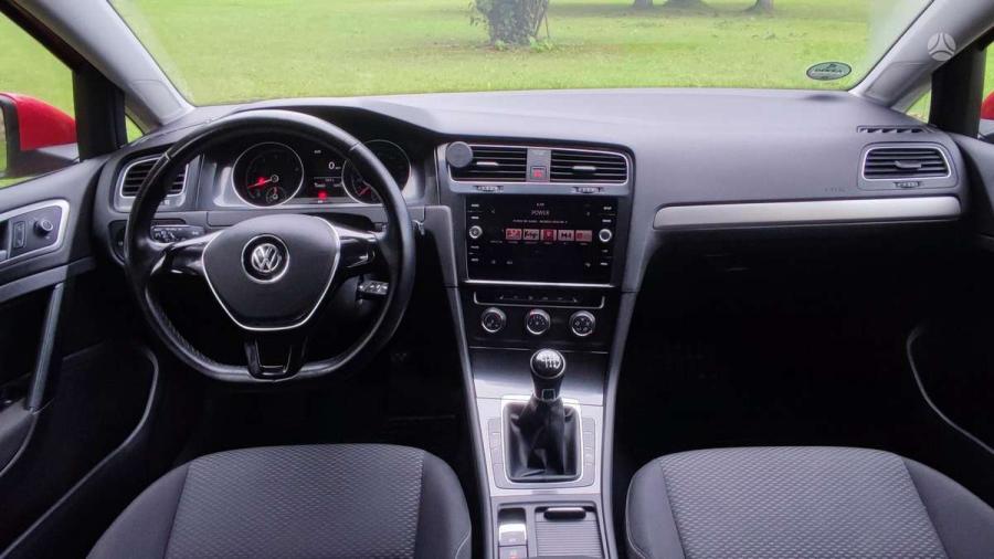 Sarkans Volkswagen Golf 2019 Viļņa, ar dzinēja tilpumu 1.50 L un nobraukumu 139 tūkst. km par 9350 €, foto 16 vietnē AUTOMOTO.COM.LV