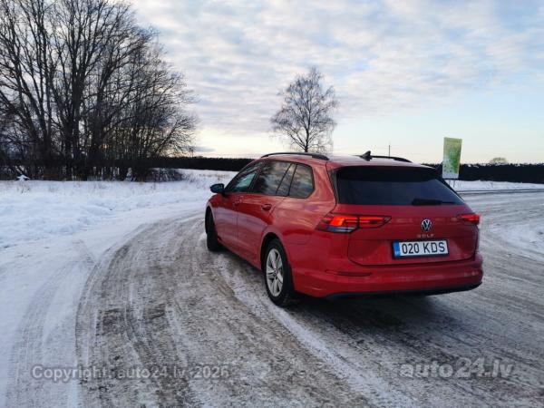 Red Volkswagen Golf 2021 in Parnu, with an engine capacity of 2.00 L and mileage of 139 thousand km for 16800 €, photo 4 on AUTOMOTO.COM.LV