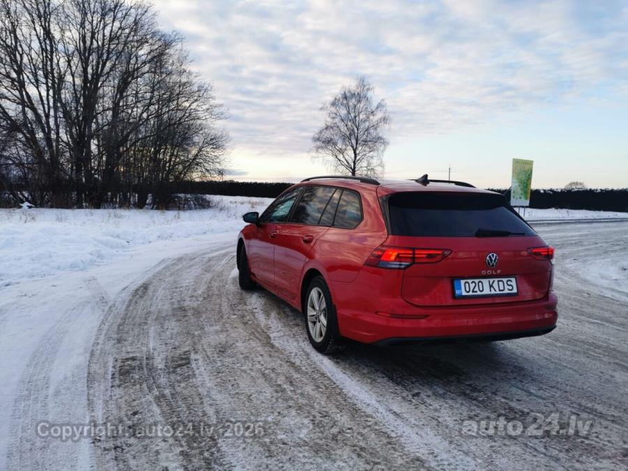 Red Volkswagen Golf 2021 in Parnu, with an engine capacity of 2.00 L and mileage of 139 thousand km for 16800 €, photo 4 on AUTOMOTO.COM.LV
