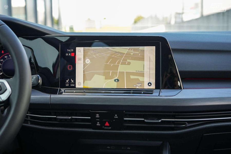 Sarkans Volkswagen Golf 2021 Kauņa, ar dzinēja tilpumu 1.50 L un nobraukumu 49 tūkst. km par 16950 €, foto 21 vietnē AUTOMOTO.COM.LV