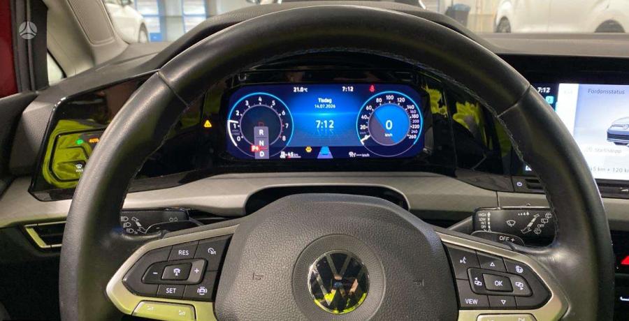 Sarkans Volkswagen Golf 2022 Viļņa, ar dzinēja tilpumu 1.50 L un nobraukumu 163 tūkst. km par 15720 €, foto 10 vietnē AUTOMOTO.COM.LV