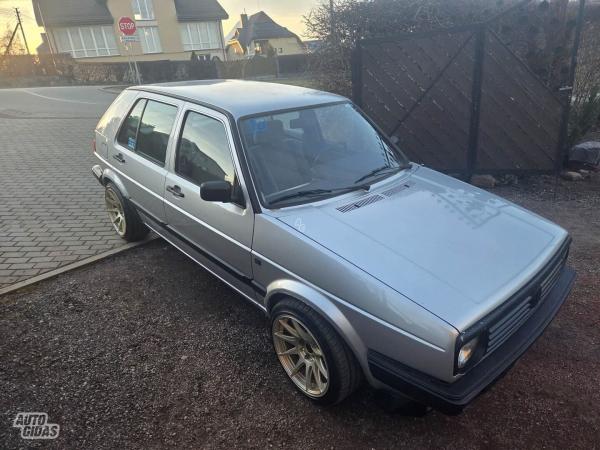 Volkswagen Golf 1989 Telšiai, ar dzinēja tilpumu 1.30 L un nobraukumu 200 tūkst. km par 1750 €, foto 5 vietnē AUTOMOTO.COM.LV