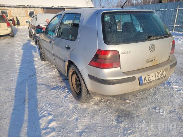 Фольксваген Гольф 2000 в Даугавпилс, объемом двигателя 1.90 л и пробегом 291 тыс. км за 900 €, фото 8 на AUTOMOTO.COM.LV