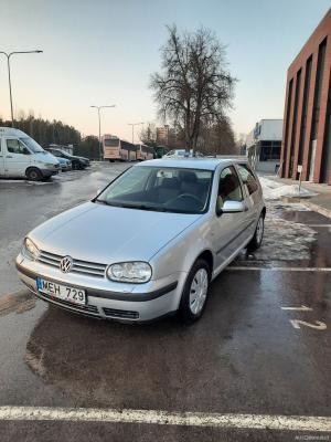 Volkswagen Golf 2001 Viļņa, ar dzinēja tilpumu 1.36 L un nobraukumu 157 tūkst. km par 850 €, foto  vietnē AUTOMOTO.COM.LV