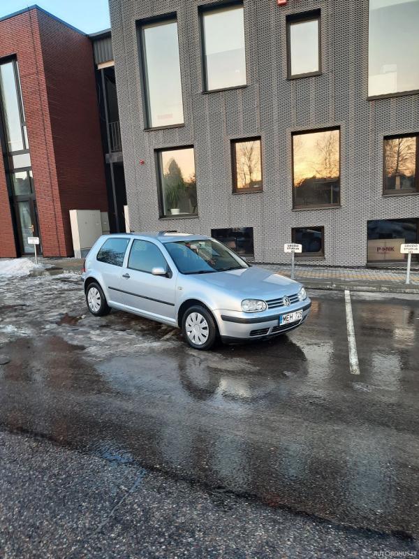 Volkswagen Golf 2001 in Vilnius, with an engine capacity of 1.36 L and mileage of 157 thousand km for 850 €, photo 2 on AUTOMOTO.COM.LV