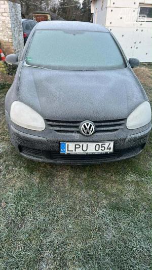 Volkswagen Golf 2004 Viļņa, ar dzinēja tilpumu 1.40 L un nobraukumu 260 tūkst. km par 500 €, foto  vietnē AUTOMOTO.COM.LV