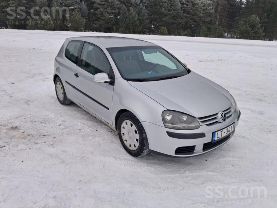 Volkswagen Golf 2004 in Tukums, with an engine capacity of 1.90 L and mileage of 318 thousand km for 1000 €, photo 8 on AUTOMOTO.COM.LV