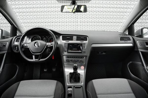 Volkswagen Golf 2015 Mārupe, ar dzinēja tilpumu 1.40 L un nobraukumu 125 tūkst. km par 7150 €, foto 6 vietnē AUTOMOTO.COM.LV