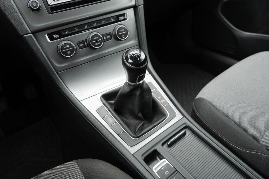 Volkswagen Golf 2015 in Marupe, with an engine capacity of 1.40 L and mileage of 125 thousand km for 7150 €, photo 13 on AUTOMOTO.COM.LV